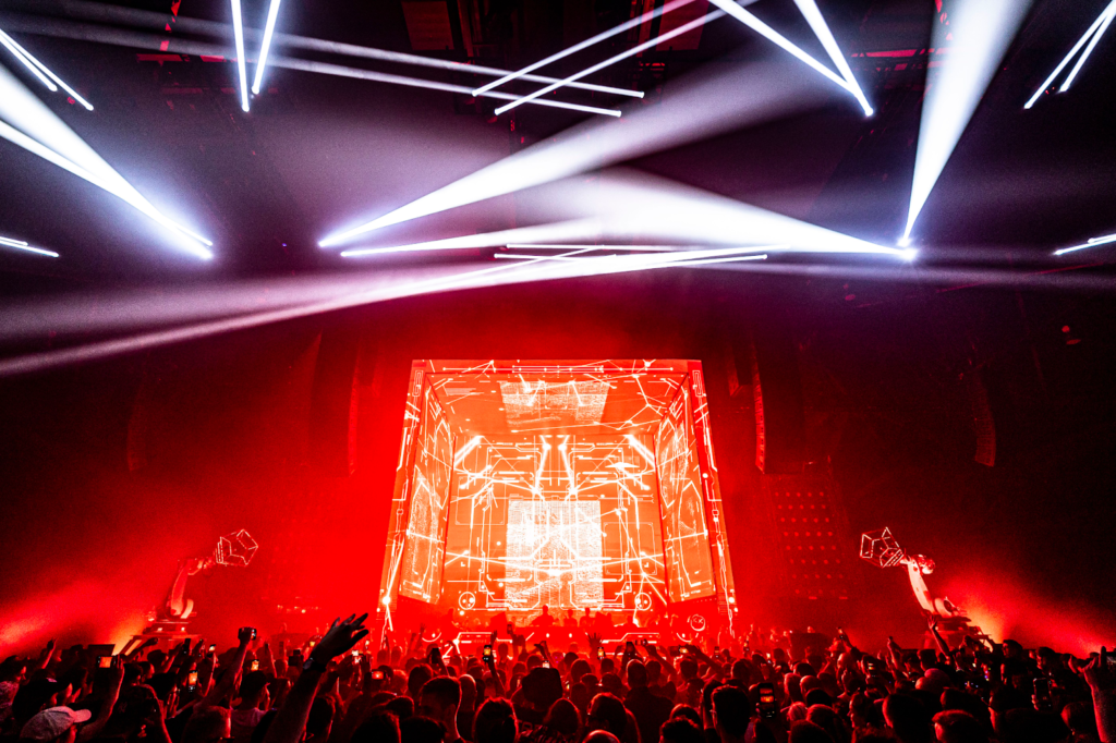 RAVE REBELS RAVE REBELS AT BRUSSELS EXPO - Techno Mood