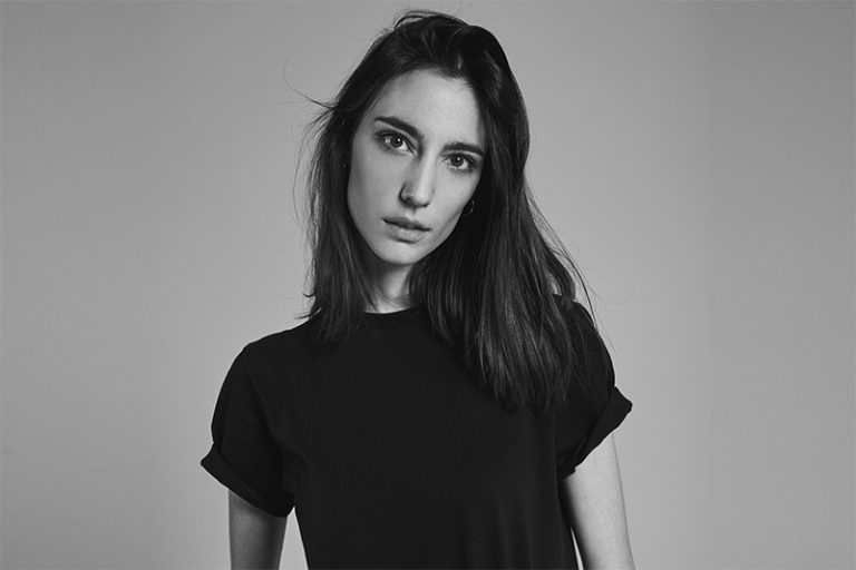 AMELIE LENS RELEASES 'FEEL IT' - Techno Mood